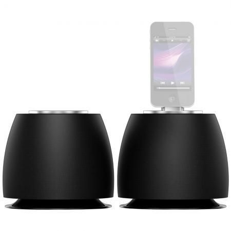 Schließen Sie zur Wiedergabe und zum Aufladen Ihren iPod/Ihr iPhone an ...